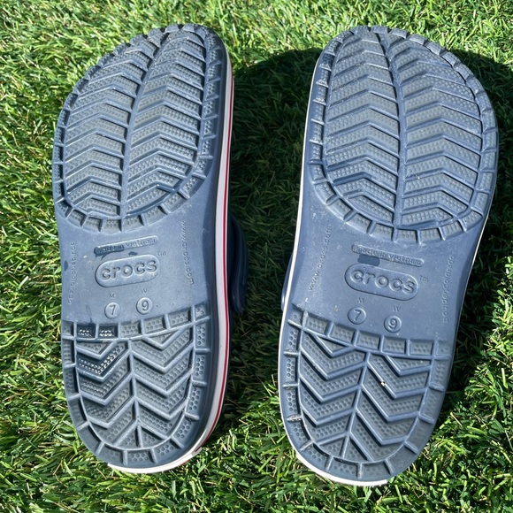 CROCS | Shoes | Unisex Crocs Blue With White And Red Stripe | Poshmark